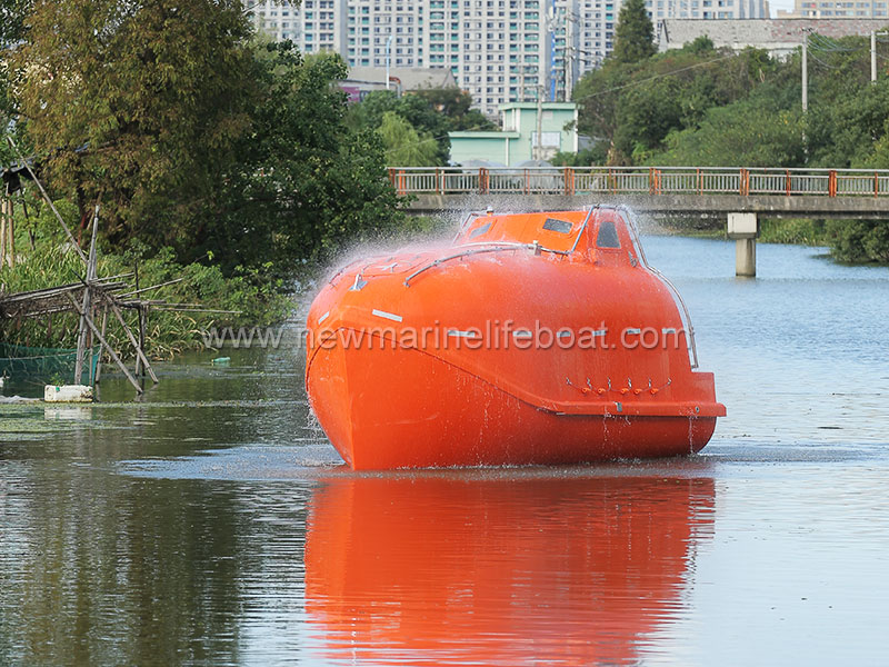 How to release a free fall lifeboat? - New Marine