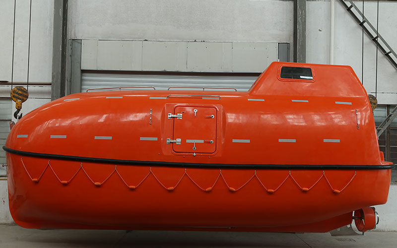China Totally Enclosed Lifeboat | Enclosed Lifeboat for Sale - New Marine